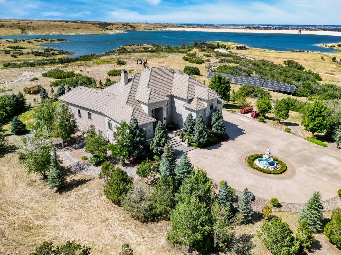 Luxury Colorado Estate on 26+ Ag-Zoned Acres | Castle Rock, Douglas ...