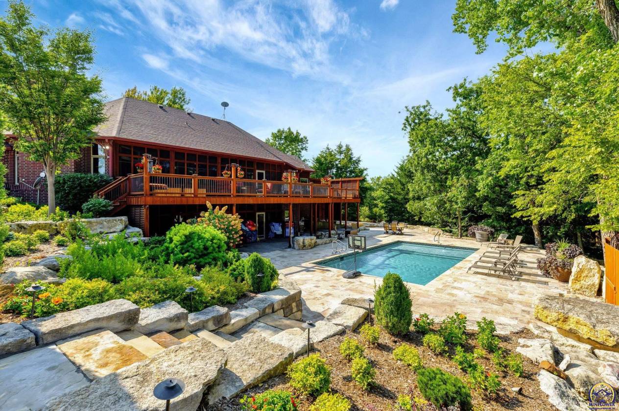 Horse Property For Sale in Kansas, Horse Ranches & Farms For Sale in KS