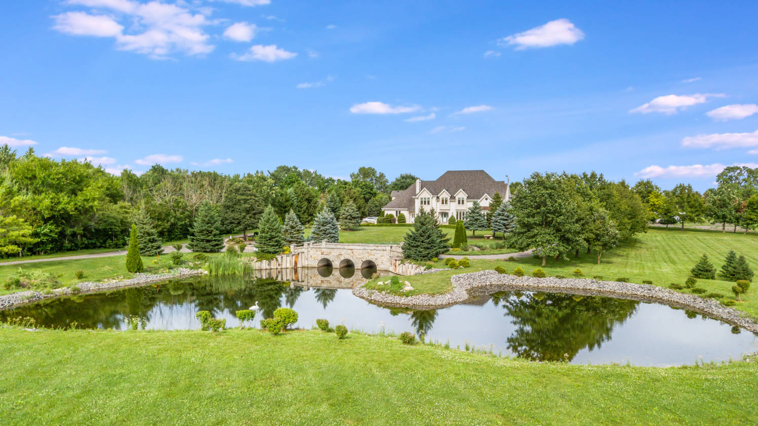 LUXURY ESTATE ON 10 ACRES WITH BARN & POND | Monee, Will County ...