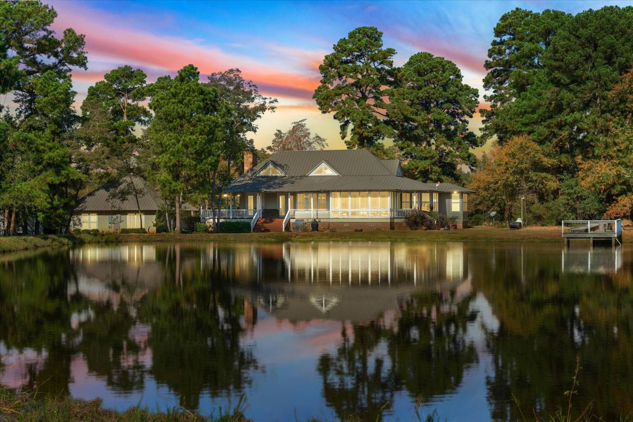 Ranch with award winning home design | Montalba, Anderson County, Texas ...