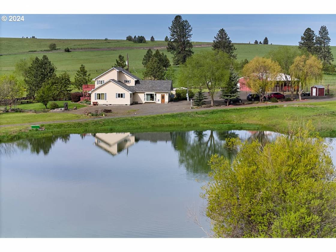 Picture Perfect Country Setting | Elgin, Oregon | Horse Ranch | Ranch ...