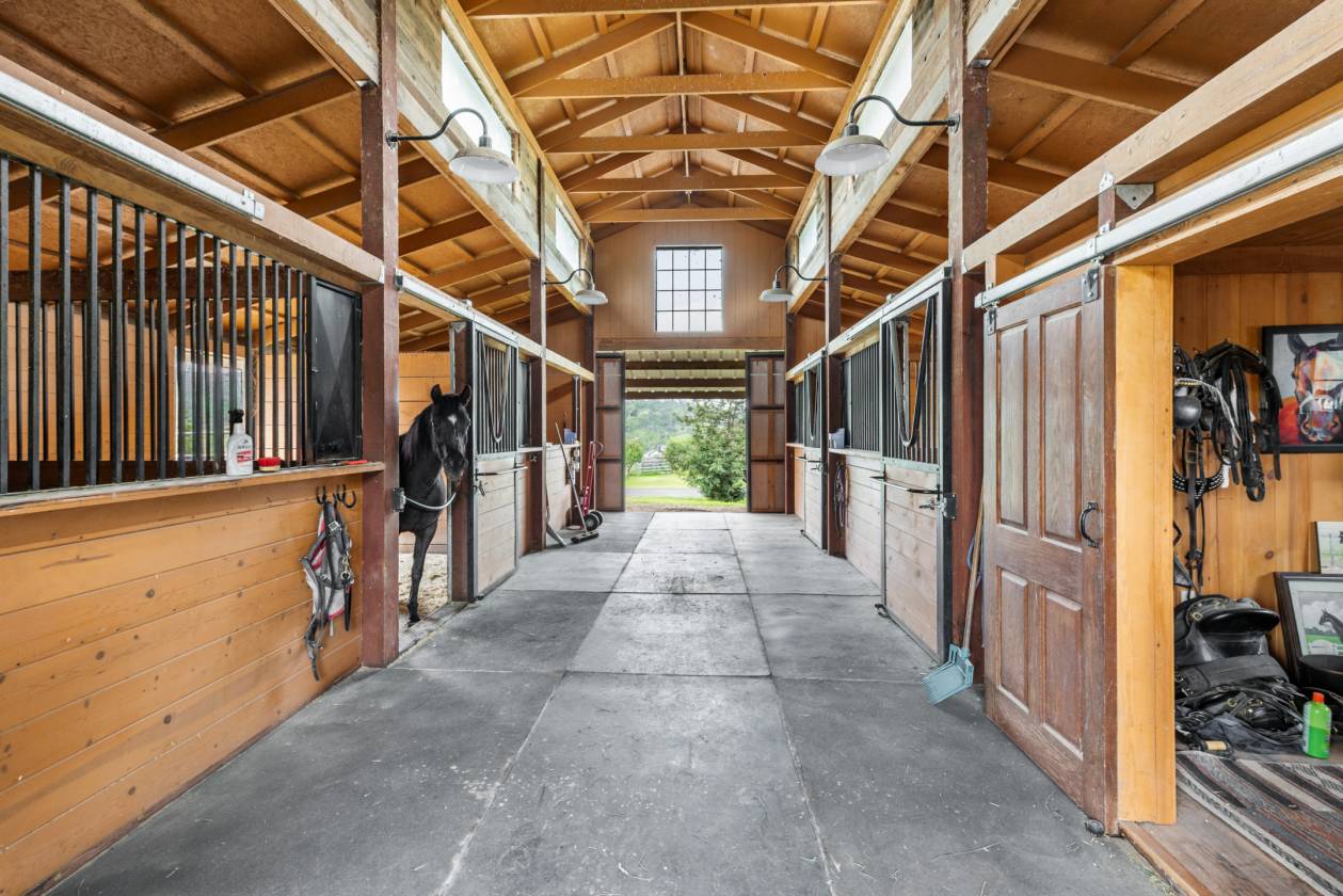 Elegant Estate on 9.42 Usable Horse-Friendly Acres | Santa Rosa, Sonoma ...
