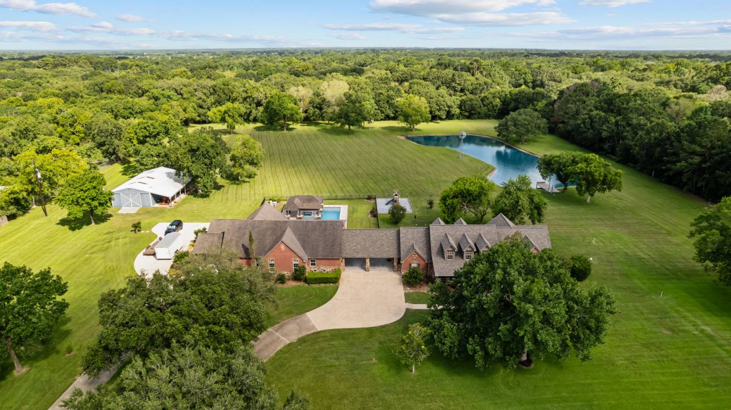 10 Acre Luxury Estate with Barn | Manvel, Brazoria County, Texas ...