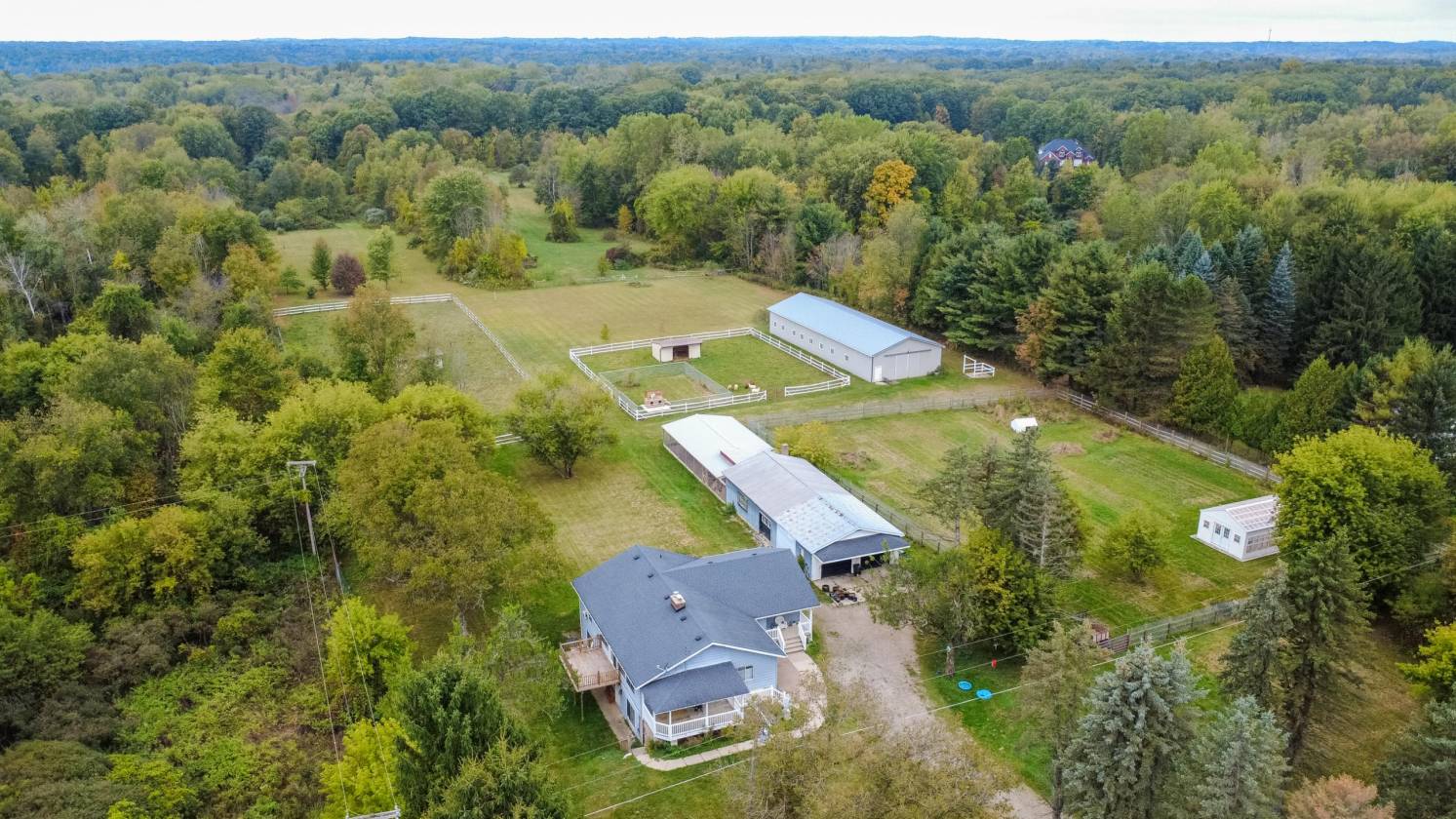 10 Acre Turnkey Homestead - 10 Stall Horse Barn | Addison Twp, Michigan ...