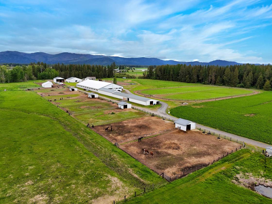TWIN WILLOWS EVENT CENTER | 60± Acres | Deer Park, Spokane County ...